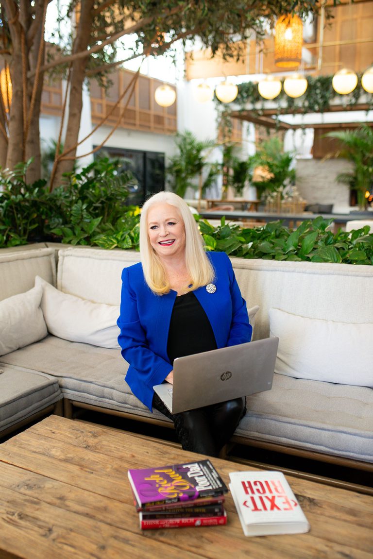 INVESTING IN UNCERTAIN TIMES (ES) LANDING PAGE - Sharon Lechter